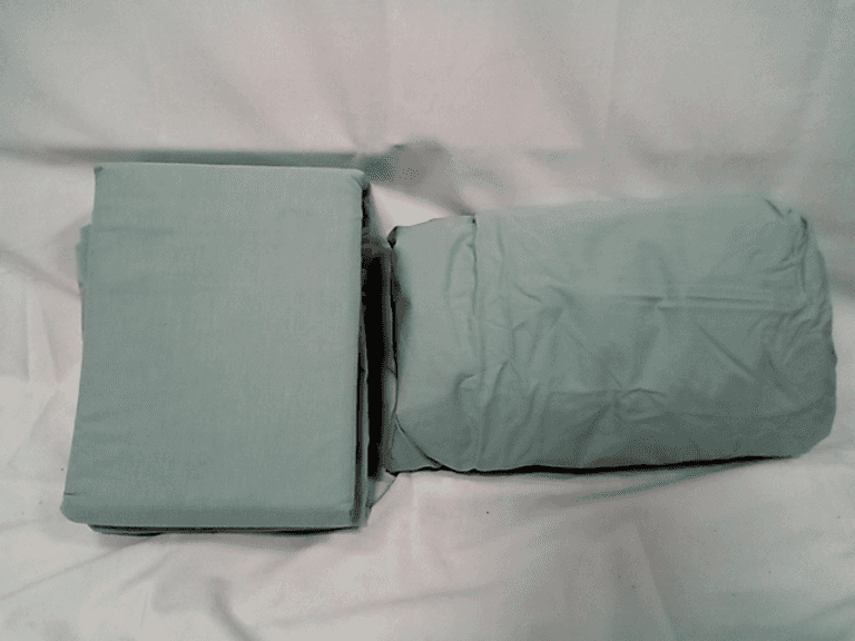 Dwell Studio Bedding Sheet Set - Dutch Goat