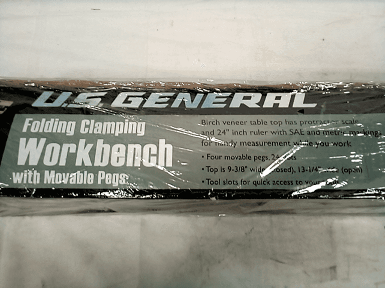 Folding Clamping Workbench with Movable Pegs - Dutch Goat