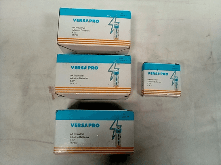 Assortment of 4 - Versapro AA Industrial Alkaline Batteries - Dutch Goat