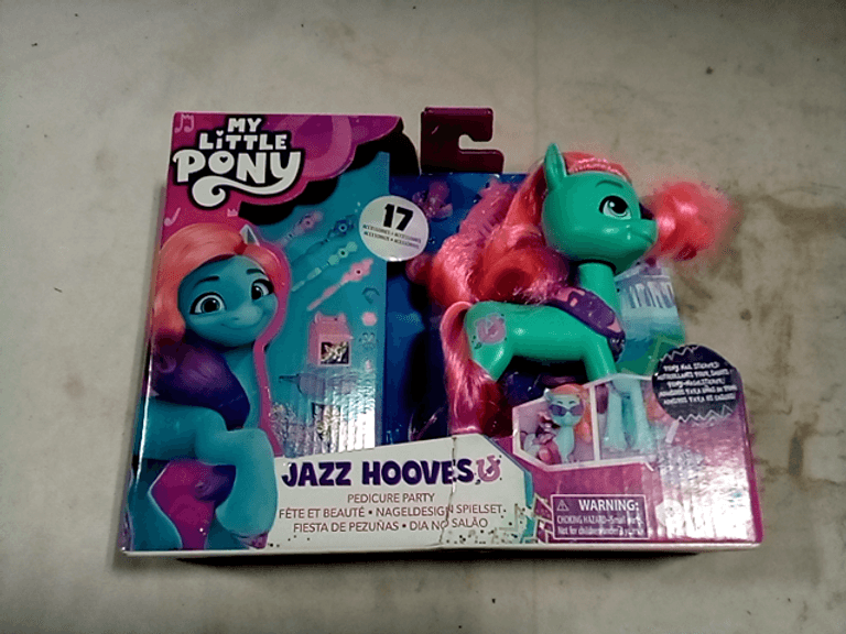 My Little Pony: Make Your Mark Pedicure Party Jazz Hooves Toy Pony ...