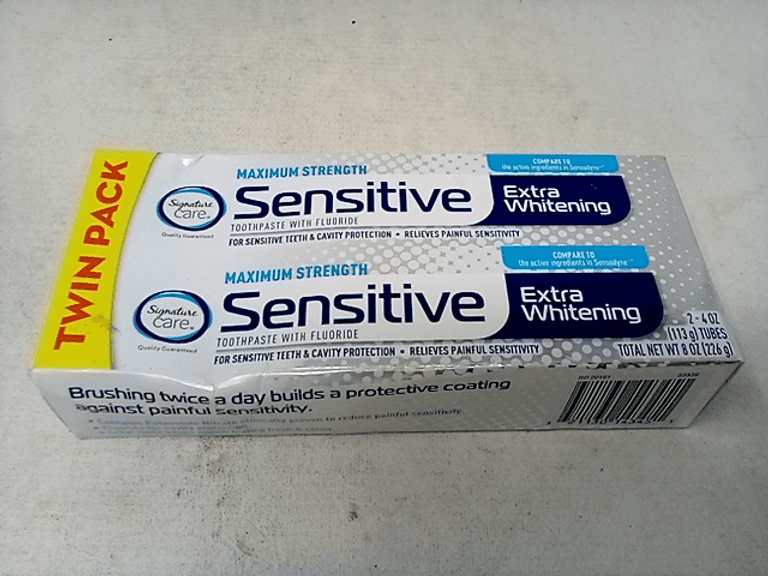 Twin Pack Maximum Strength Sensitive Extra Whitening Toothpaste - Dutch ...