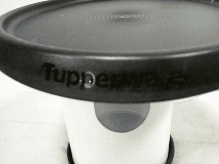 Tupperware One Touch Reminder Canister Set w/ Black Seals - Dutch Goat