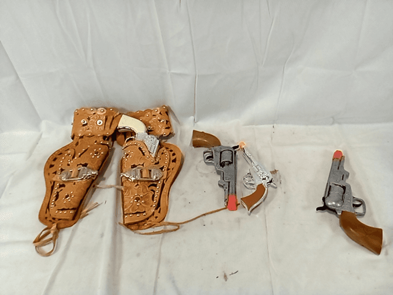 Lot of 2 - Boy Toy Cap Guns Pistol Revolver w/ Brown Handle and Sheath ...