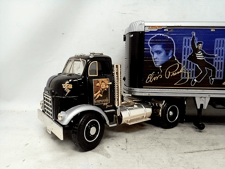 Elvis Presley 18.5" Diecast Illuminated Super Semi - Dutch Goat