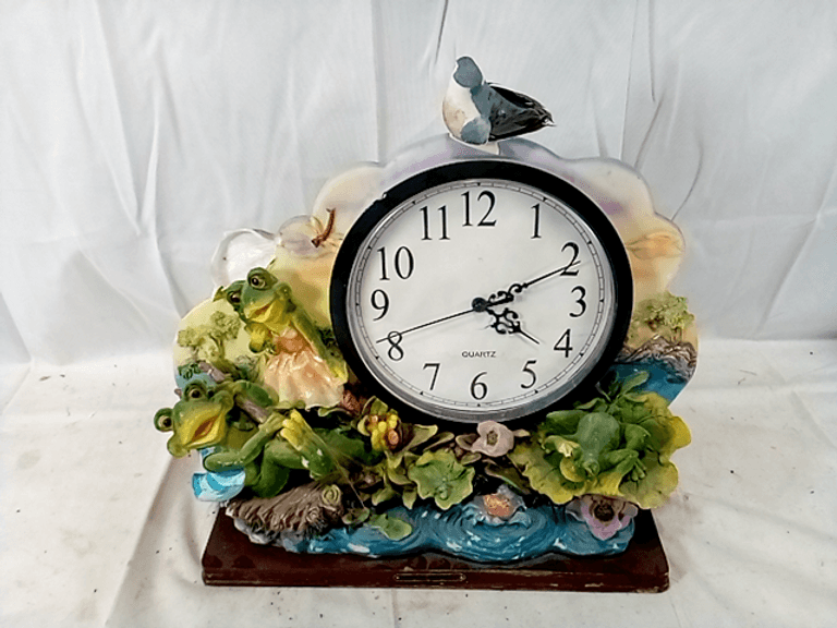 Vintage Frog Mantel Clock - Dutch Goat