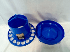 Double-Tuf, Poultry Feeder With Legs, Durable Feeding Container, 8.5lbs ...