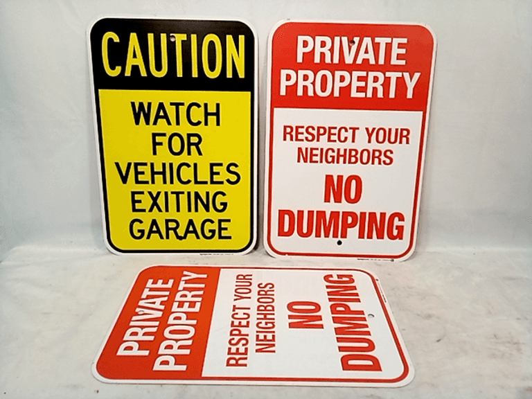 Assortment of 3 - Metal Plate Signs - Dutch Goat