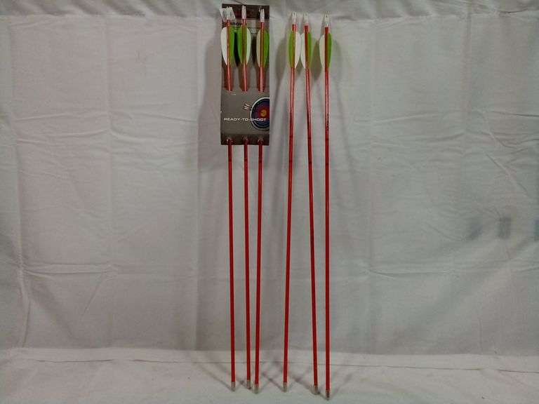 Easton SH Scout Fiberglass Arrows, 28" 3V 3CD 6-Pack - Dutch Goat