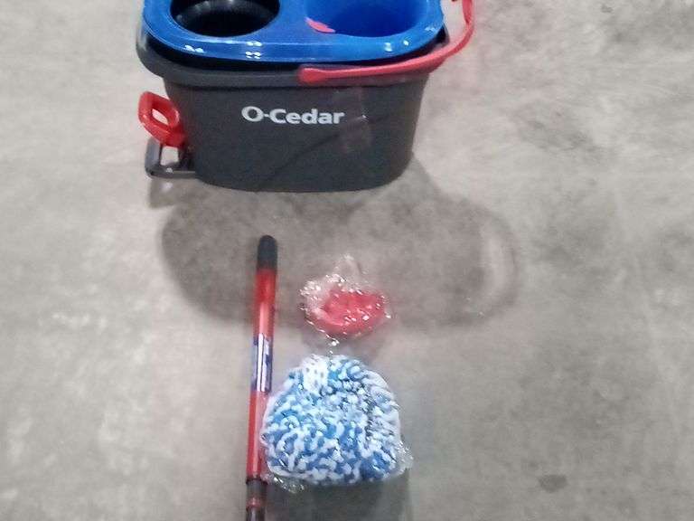 O-Cedar, Easywring Microfiber Spin Mop System - Dutch Goat