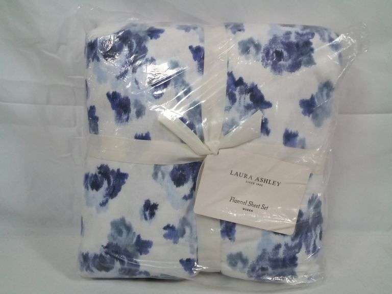 Laura Ashley, 4 Piece Cotton Queen Flannel Sheet Set - Dutch Goat