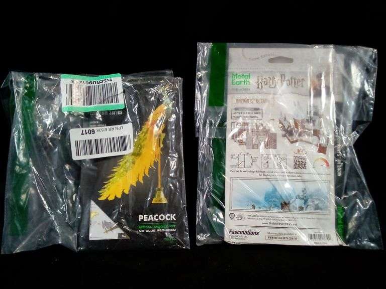 Assortment Of 2 Metal Earth Premium Series Metal Model Kits Dutch Goat