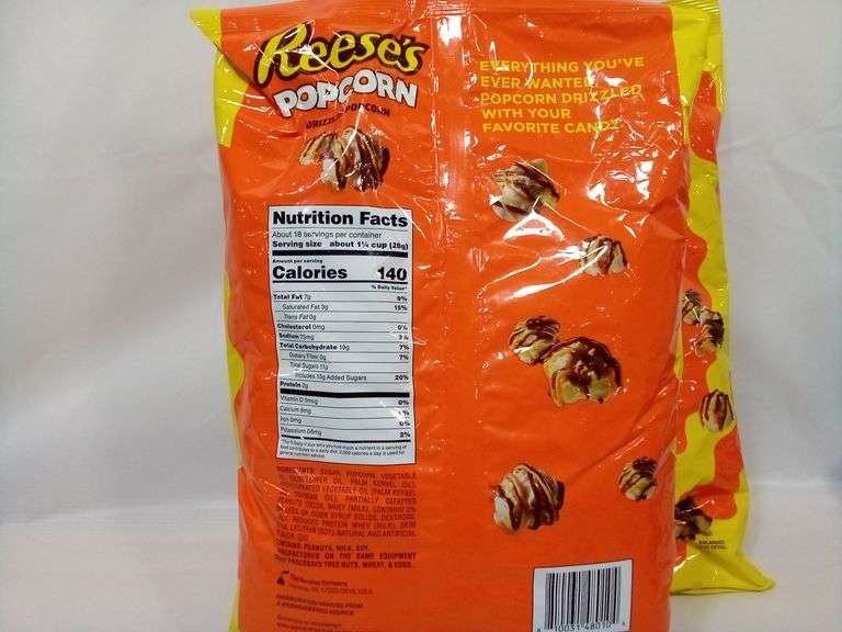 Lot of 2 Reese's Chocolate Peanut Butter Drizzled Popcorn, 18 Oz ...