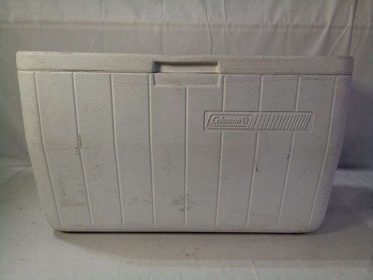 Coleman Chiller Portable Cooler, White - Dutch Goat