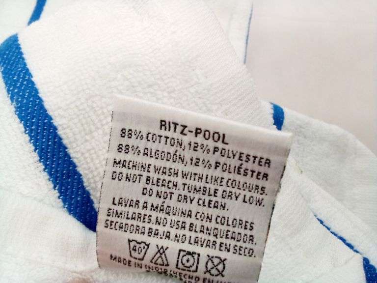 1Concier Ritz Royal Blue/White Stripes Pool Towels, 5-Pack - Dutch Goat
