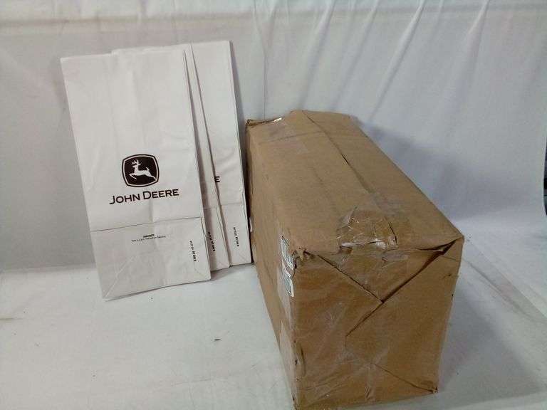 Bulk of John Deere White Paper Bags, 16" Tall - Dutch Goat