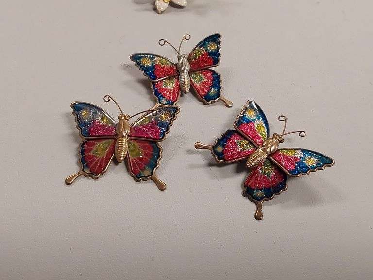 Assortment of 4 Vintage Butterfly Pins - Dutch Goat