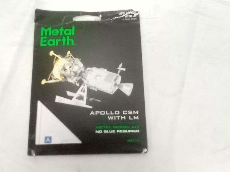 Metal Earth, Apollo CSM With LM Metal Model Kit - Dutch Goat