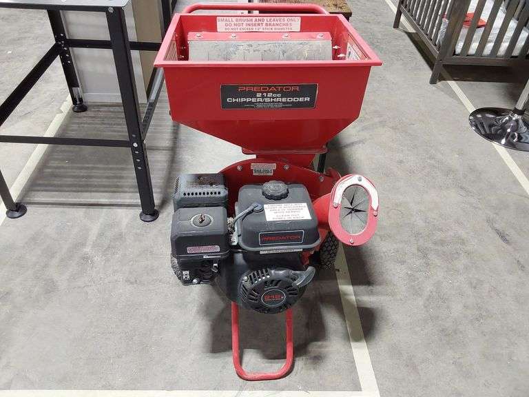 Predator 212cc Chipper/Shredder -Comes with Extra Wheels - Dutch Goat