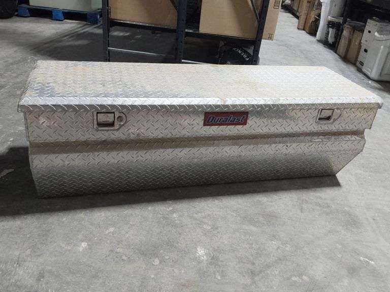DuraLast Diamond Plate Truck Tool Box - Dutch Goat