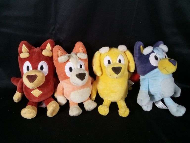 Assortment of 4 Moose Toys Bluey Characters Plush Stuffed Toys - Dutch Goat